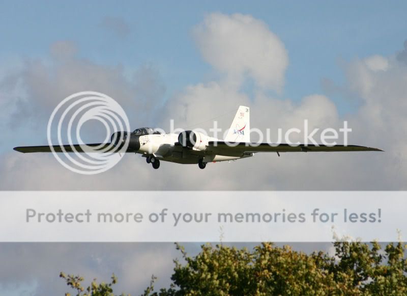 NASA 926 circut bashin - UK Airshow Review Forums