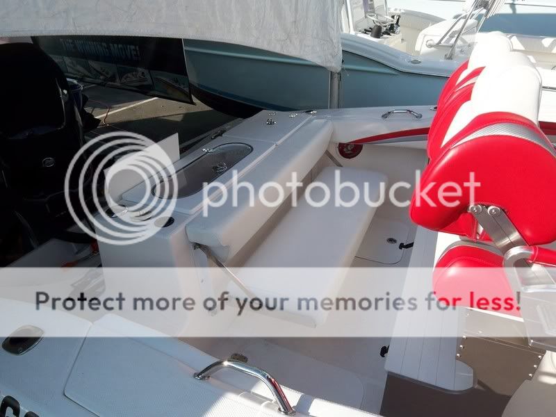 New Model Checkmate 25ft Center Console