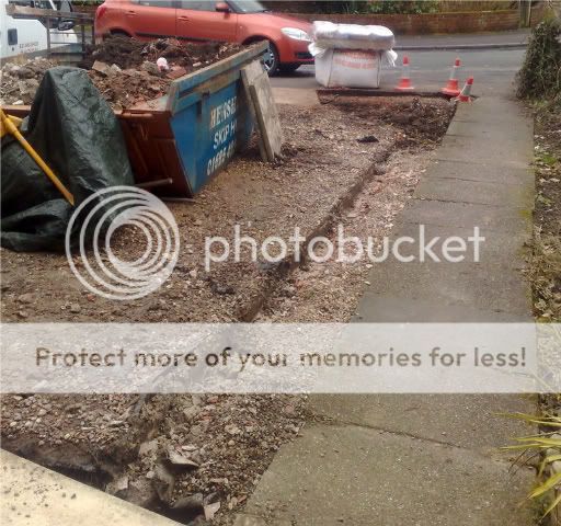 Monoblock path - www.ultimatehandyman.co.uk