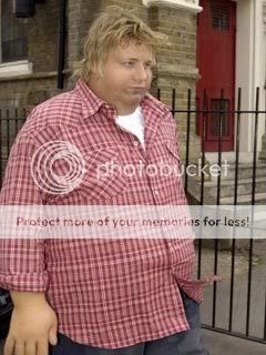 Jamie Oliver signs 2 million pound deal, promises to get tongue ...